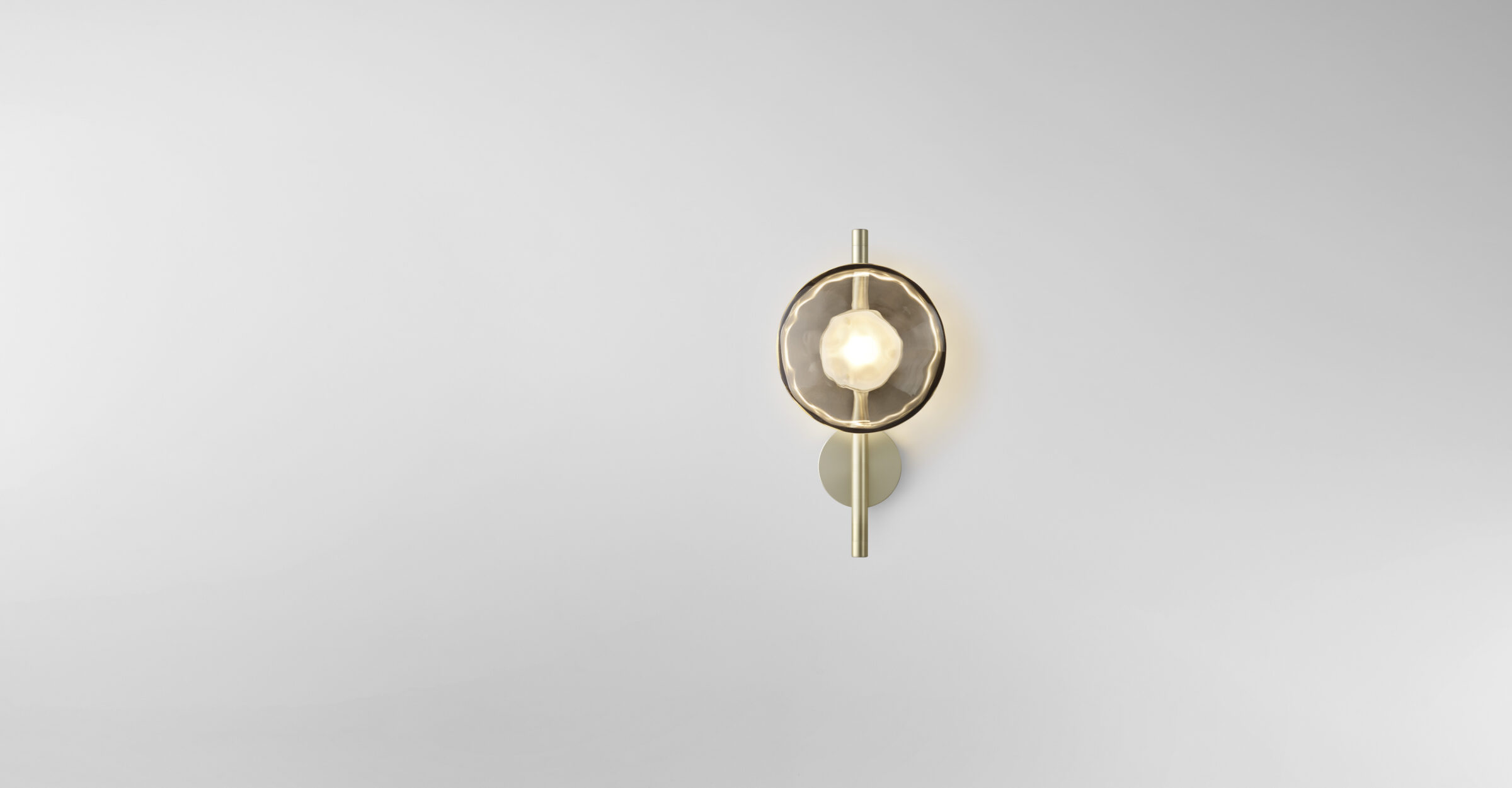 Ceto Offset Wall Light | Ross Gardam