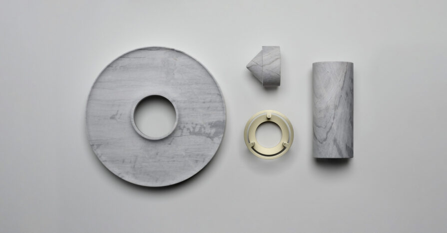 Hemera Desk Lamp | Ross Gardam
